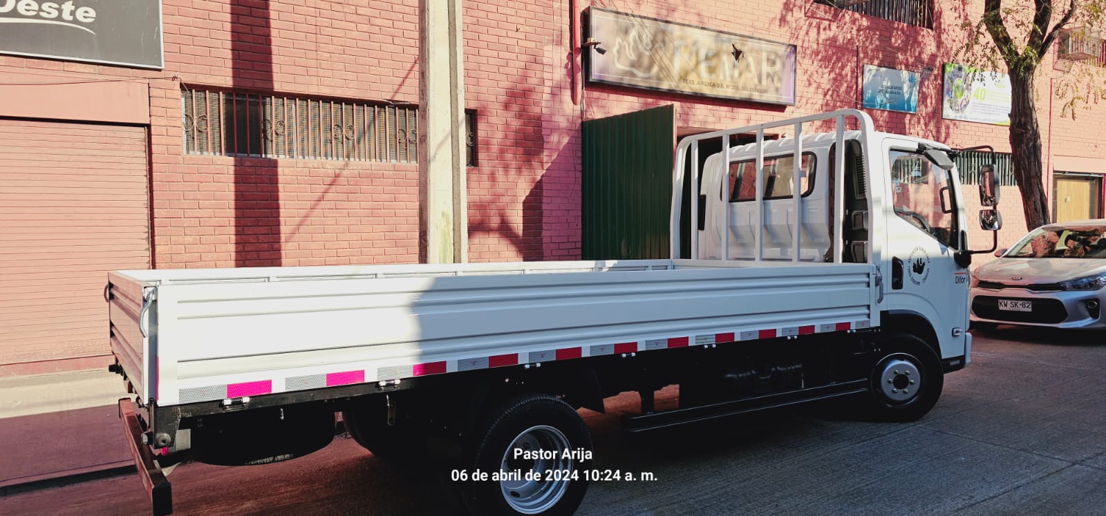 Adquisición Vehículo Maxus C35 – Remar Chile